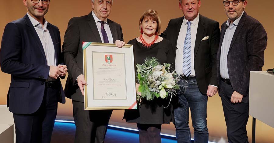 Ehrenurkunde für Prof. Dr. Harald Raffer